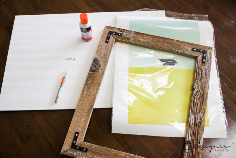 How to Make a DIY Picture Frame from Upcyled Wood! | Designertrapped.com