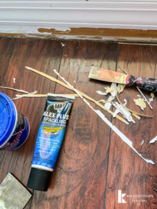 How to Repair Chipped Baseboards