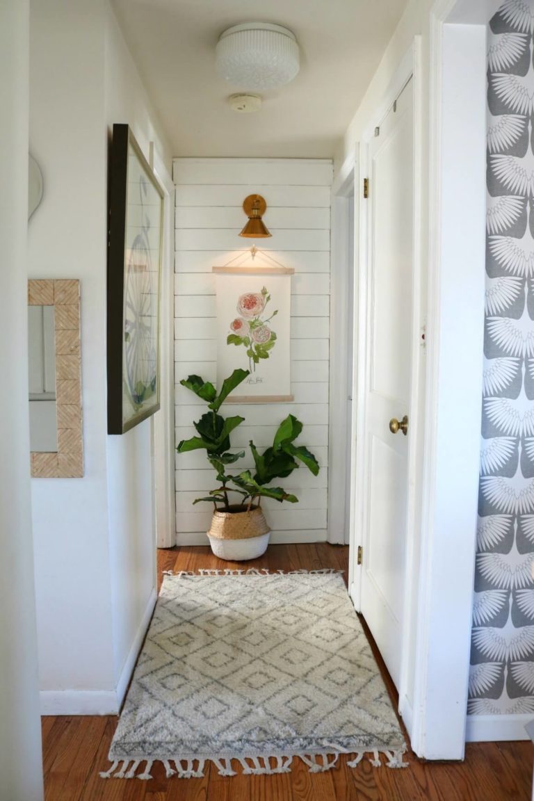 23 Clever & Inspiring Hallway Decor Ideas
