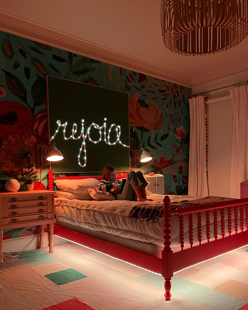 DIY Light Up Wall Art