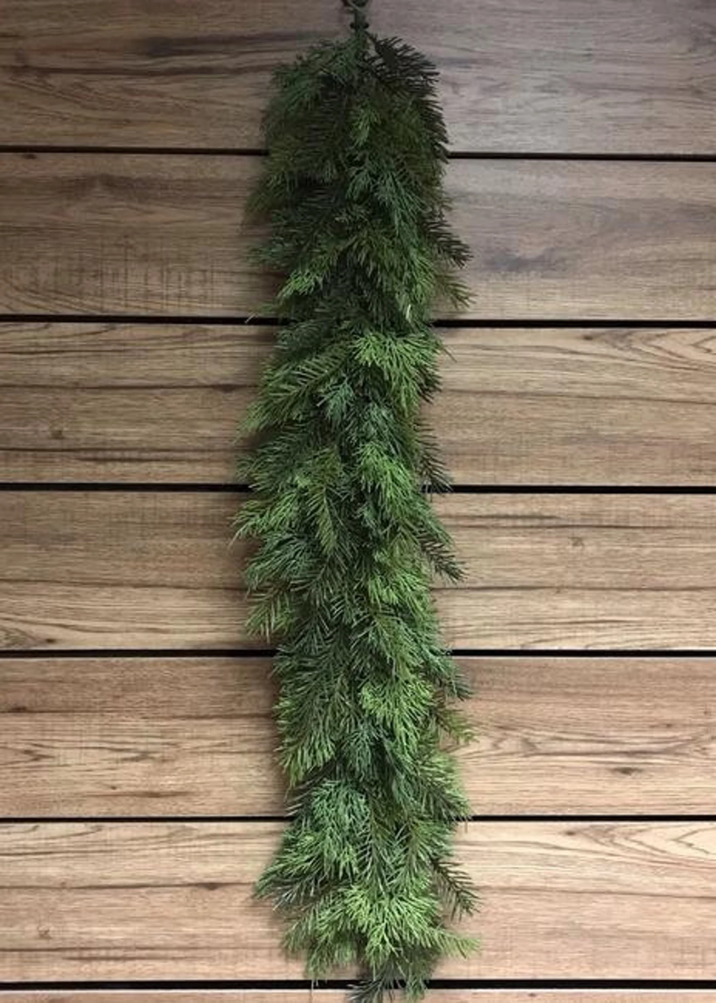 The Most Realistic Faux Garlands for 2023